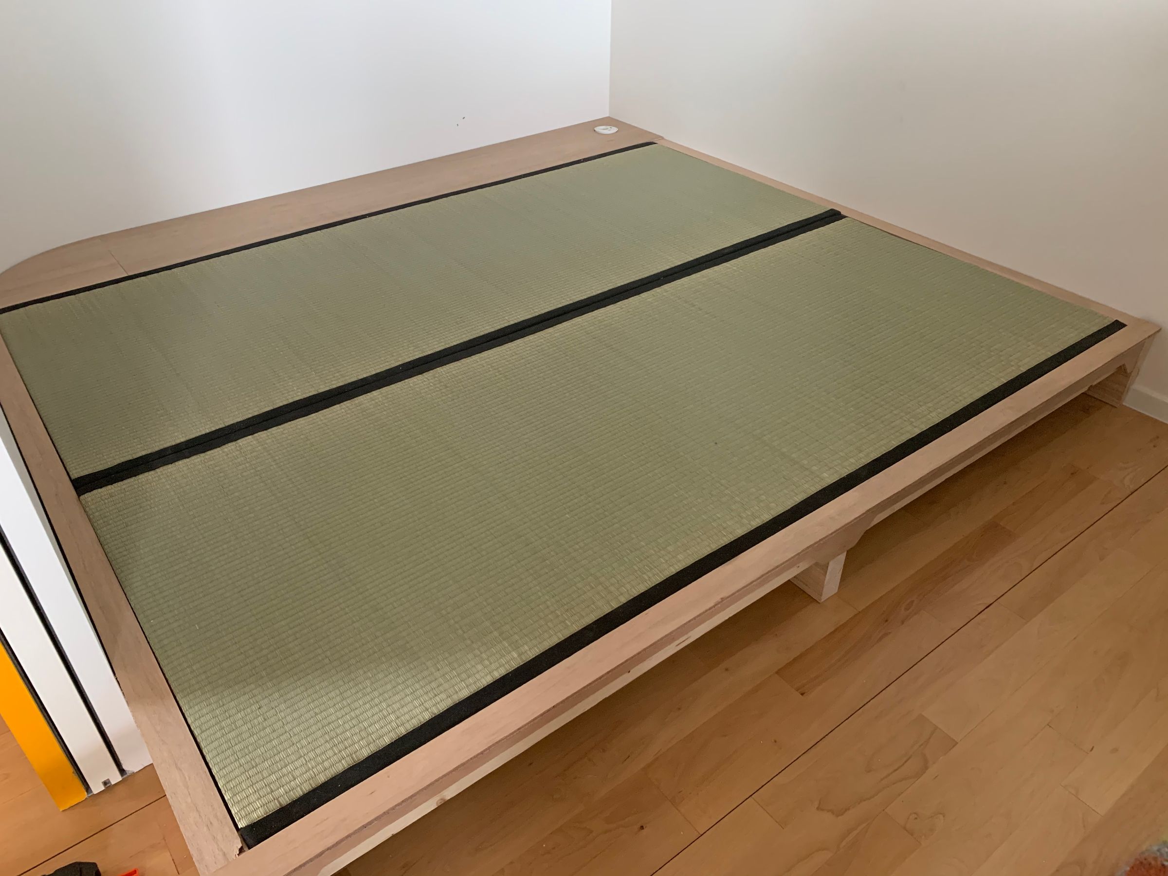 Building a wooden tatami platform 🔨